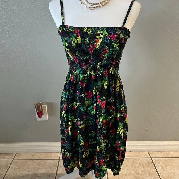 Amisu | Dresses | Amisu Floral Smocked Midi Dress Spaghetti Straps Eu ...
